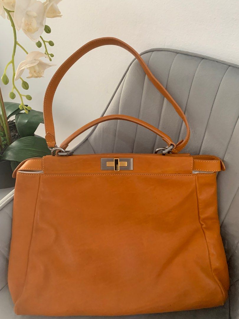 Fendi peekaboo large, Fesyen Wanita, Tas & Dompet di Carousell