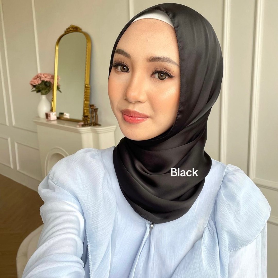 Guzel.KL Satin Silk- Black, Women's Fashion, Muslimah Fashion, Hijabs ...