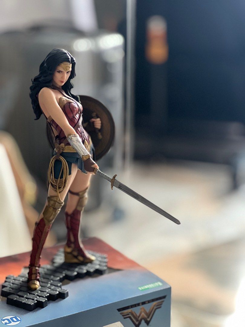 KOTOBUKIYA 1/6 SCALE WONDER WOMAN STATUE, Hobbies & Toys, Toys & Games ...