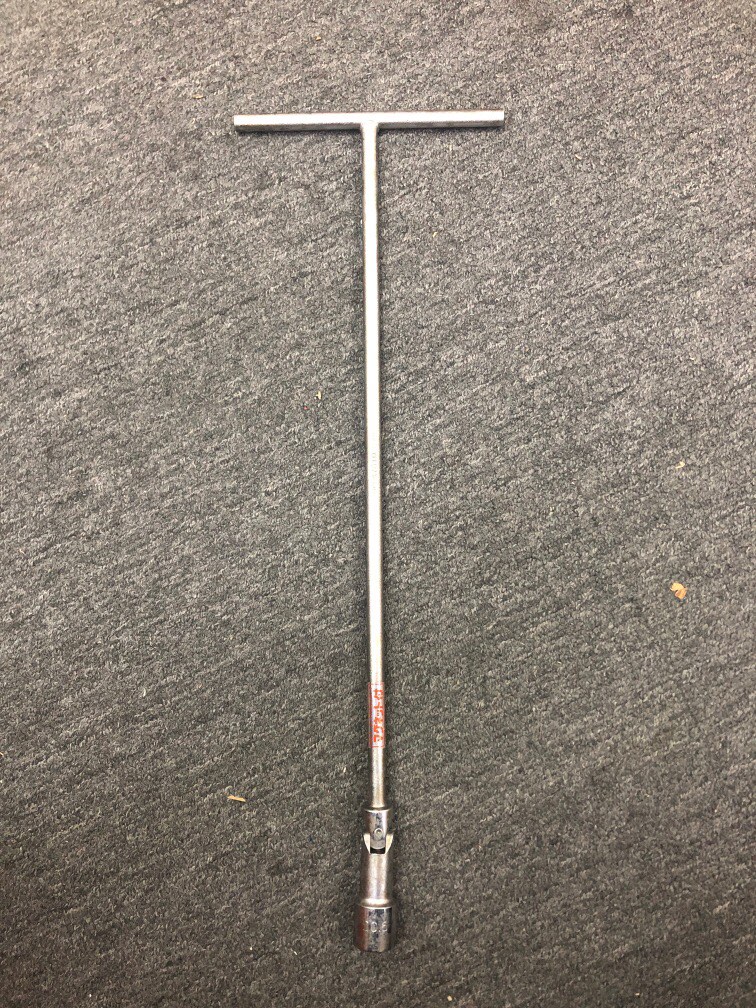 KTC Extra Long End Spark Plug 20.6mm, Furniture & Home Living, Home Improvement & Organisation ...