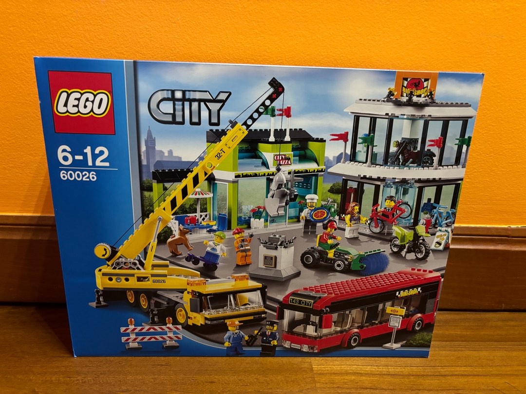 Lego City 60026 Town Square, Hobbies & Toys, Toys & Games on Carousell