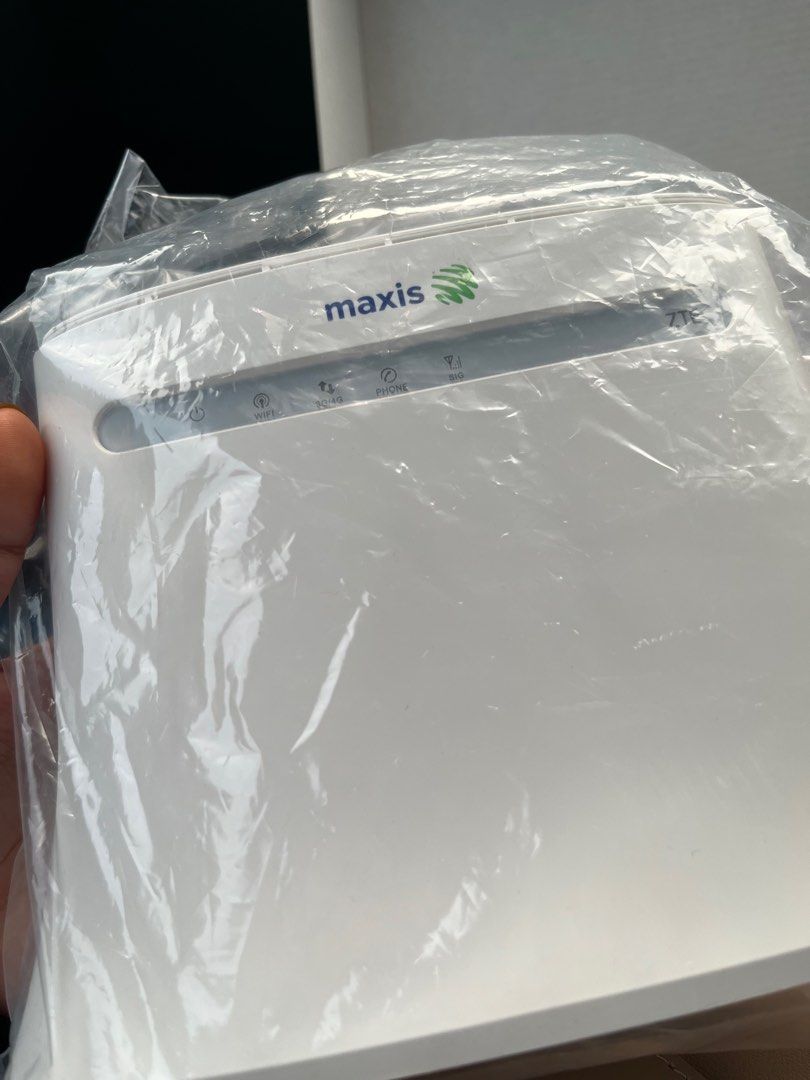 Maxis ZTE 4G router, Computers & Tech, Parts & Accessories, Networking ...