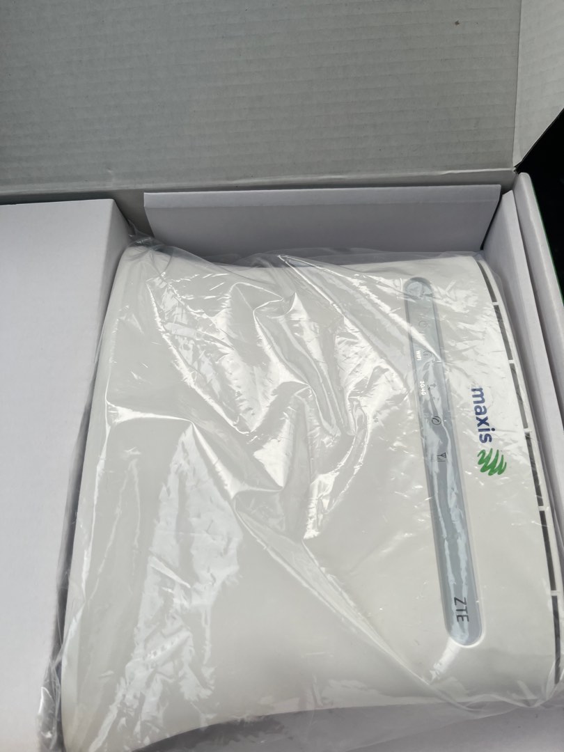 Maxis ZTE 4G router, Computers & Tech, Parts & Accessories, Networking ...
