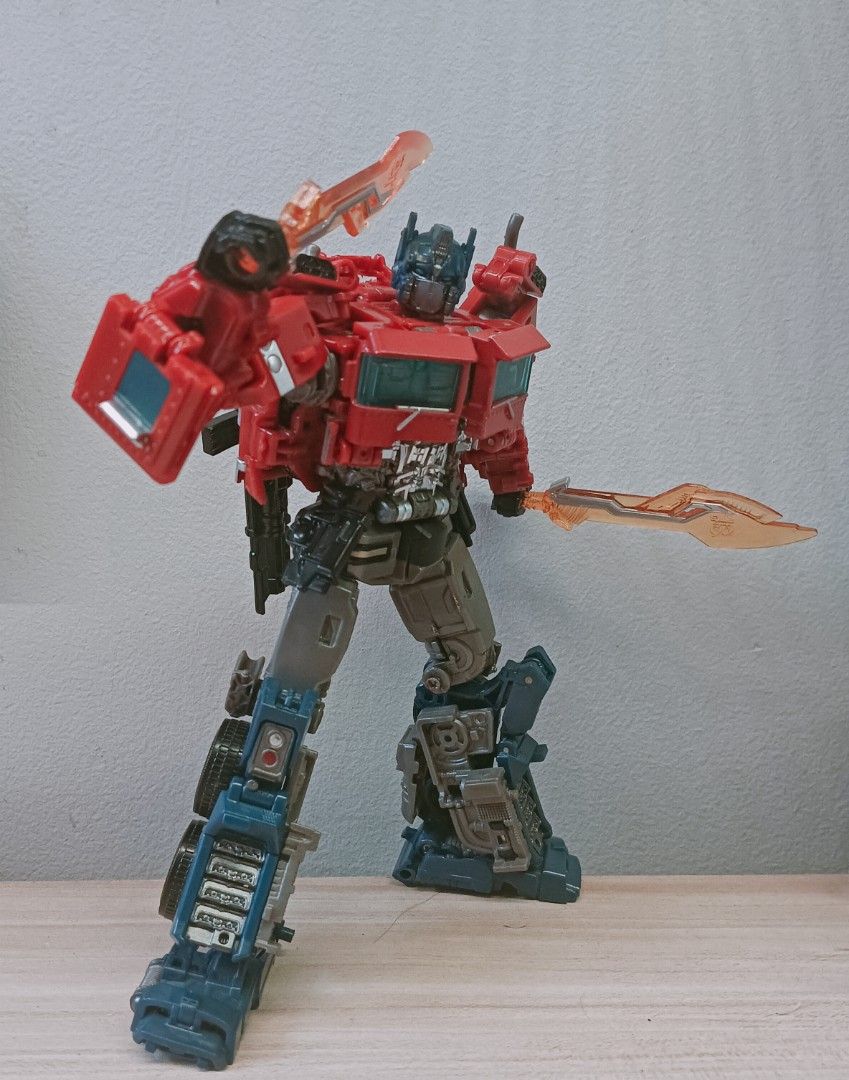 Optimus Prime SS38 KO w Swords, Hobbies & Toys, Toys & Games on Carousell