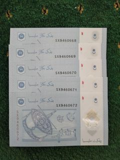 Siri 3 RM1 (4 pcs) Running Numbers with misalignment printing, Hobbies ...