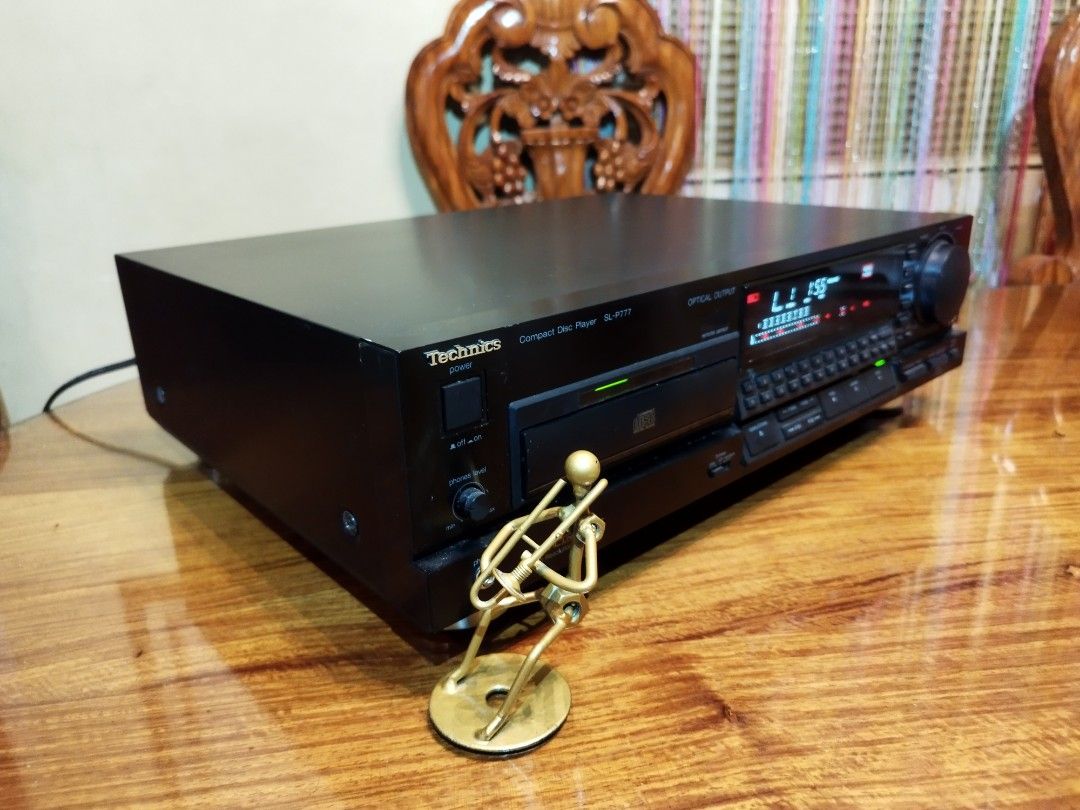 Technics SL-P777 4DAC Linear 18Bit class AA compact CD player, Audio, Soundbars, Speakers ...