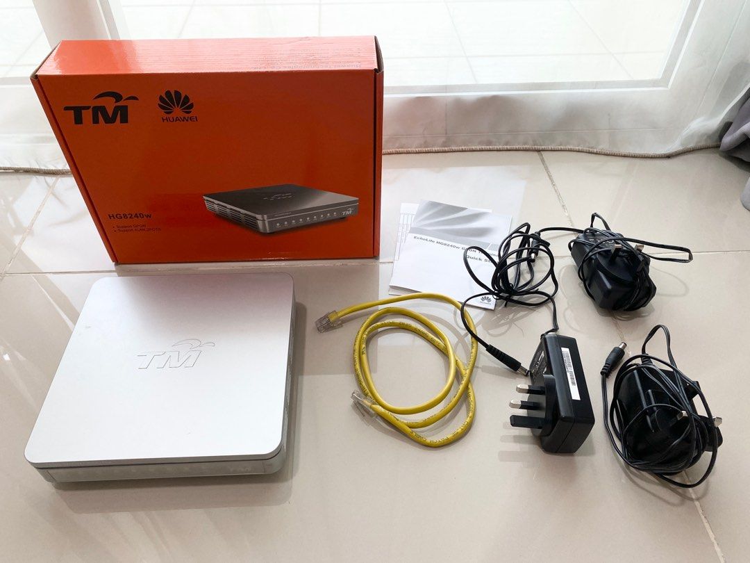 Wireless TM Router + HUAWEI Modem + SAMSUNG + 3 broken power bank + 2 ...