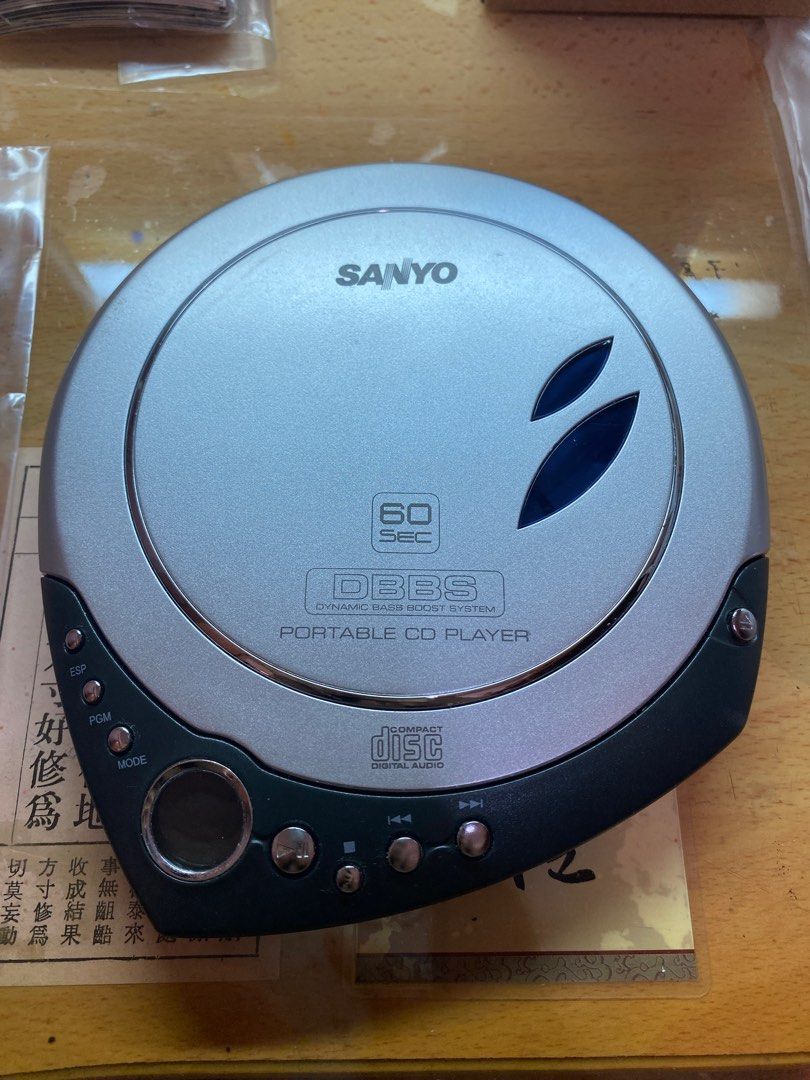 【二手】台灣三洋 SANYO CD Player CD隨身聽, 耳機及錄音音訊設備, 音樂播放裝置 MP3及CD 播放器在旋轉拍賣