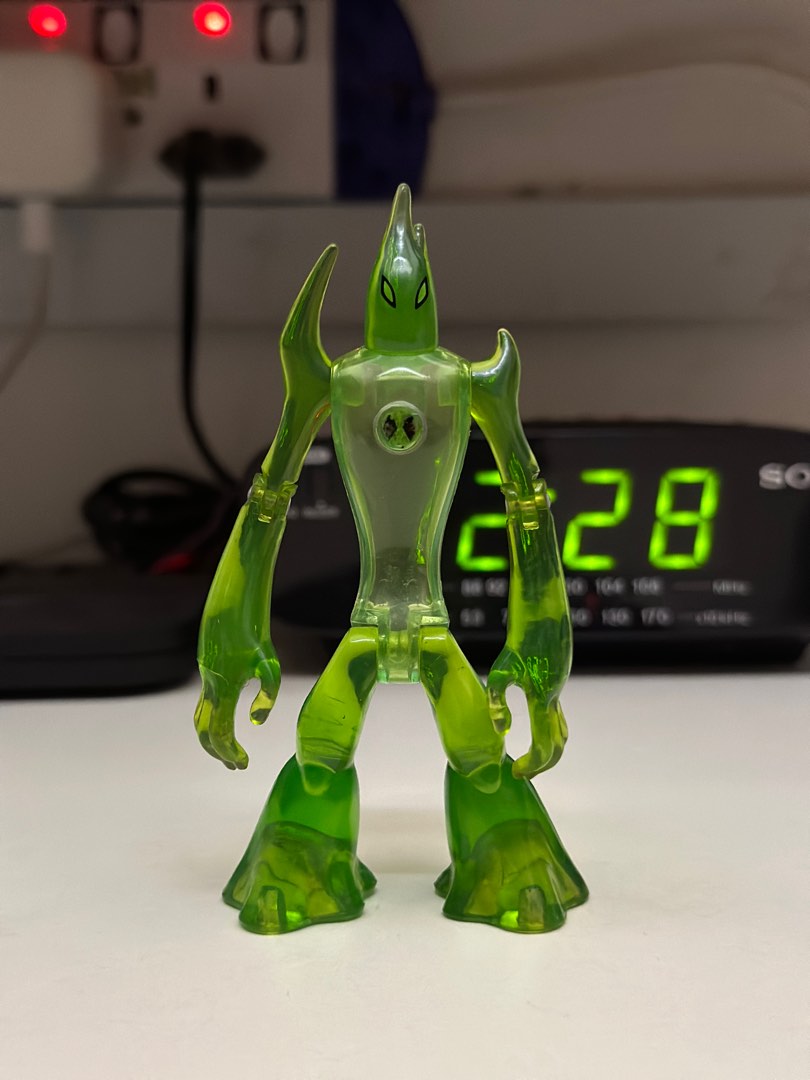 Ben 10 Goop, Hobbies & Toys, Toys & Games on Carousell