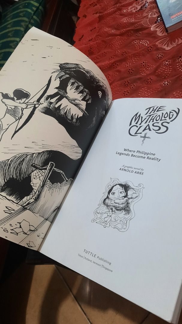 Buku Komik The Mythology Class Original (English Version), Buku & Alat ...
