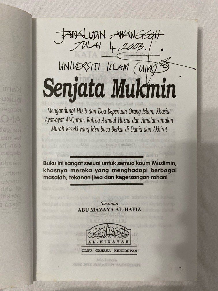 BUKU SENJATA MUKMIN, Hobbies & Toys, Books & Magazines, Religion Books ...