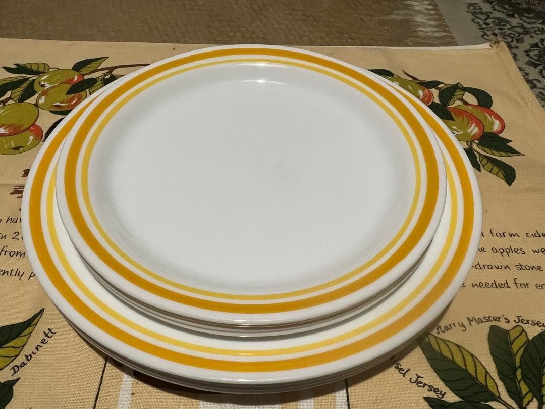 CORELLE YELLOW CITRUS, Furniture & Home Living, Kitchenware & Tableware ...
