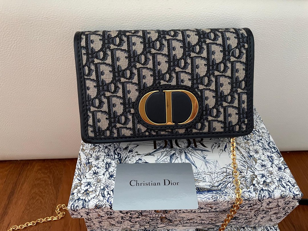 2in1 30 Montaigne Pouch