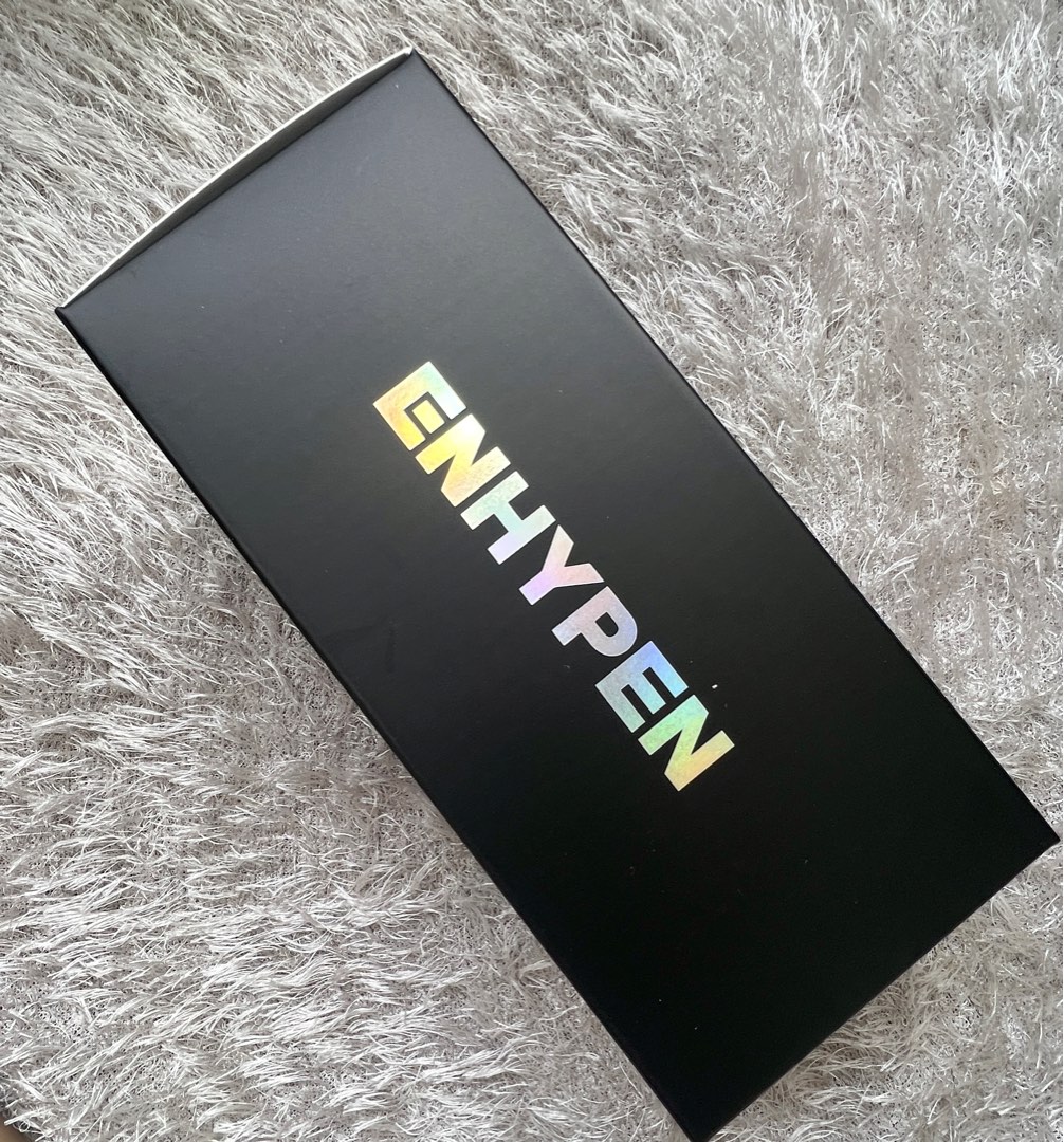 Enhypen official lightstick, Hobbies & Toys, Memorabilia & Collectibles ...