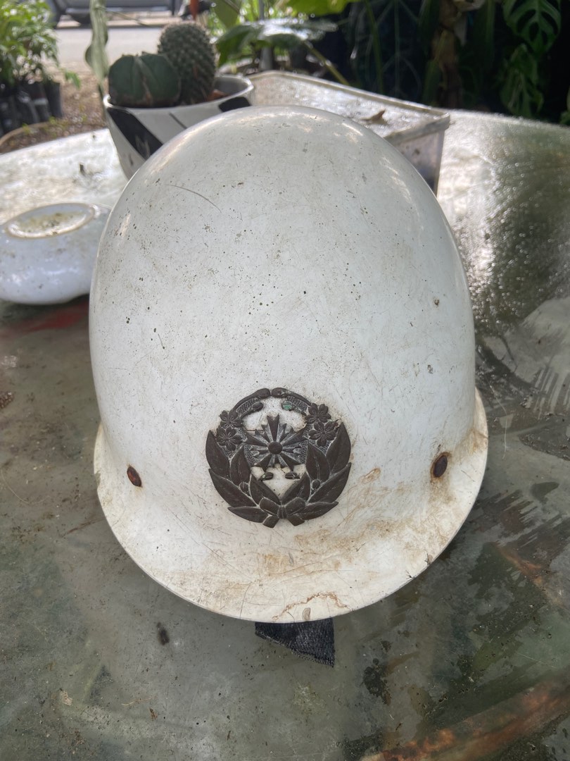 Helmet topi lama, Hobbies & Toys, Collectibles & Memorabilia, Vintage ...