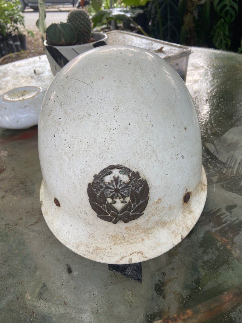 Helmet topi lama, Hobbies & Toys, Collectibles & Memorabilia, Vintage ...