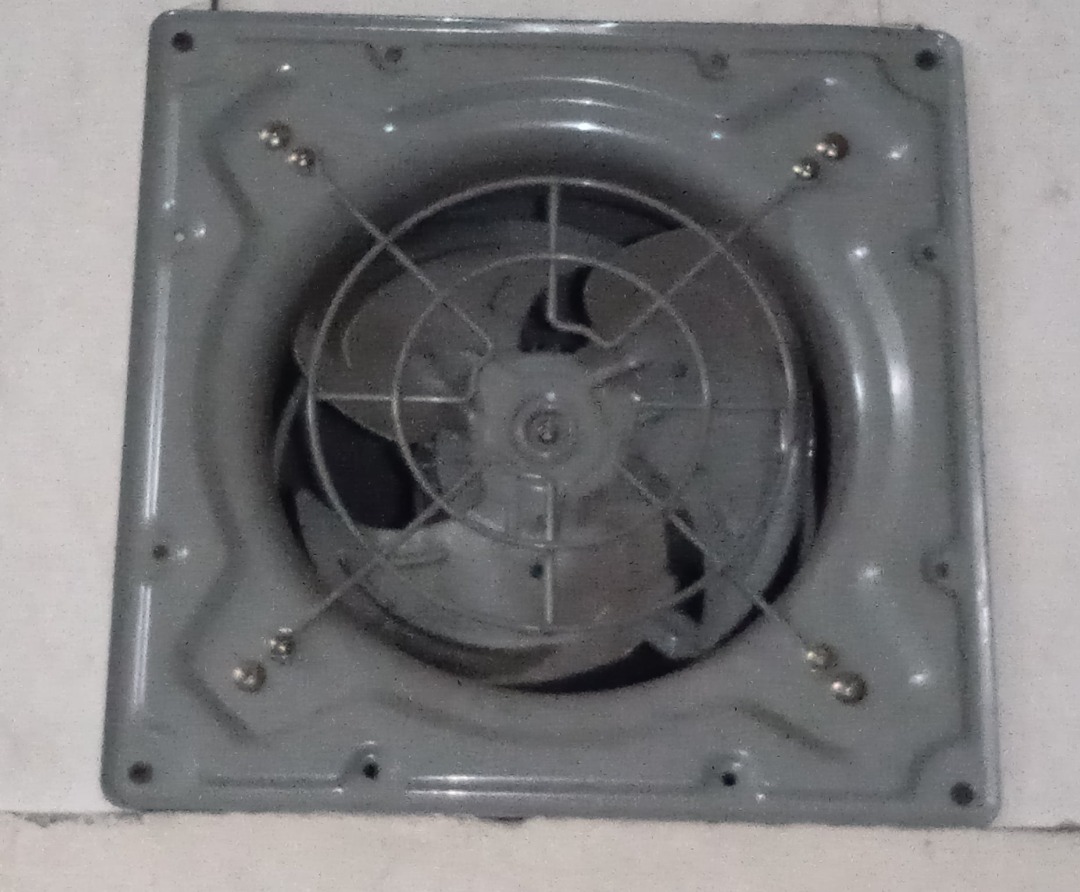 Industrial Exhaust Fan (Vector WVP-200), Commercial & Industrial ...