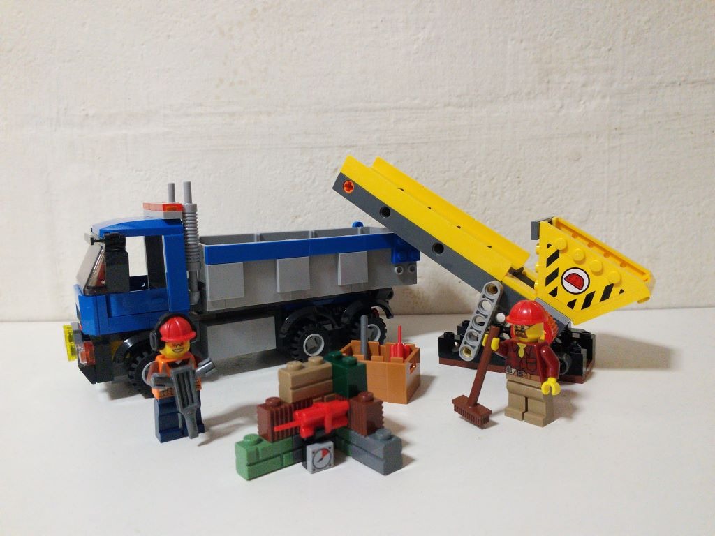 LEGO 60075 Construction Truck and Conveyor Belt (Read Description ...
