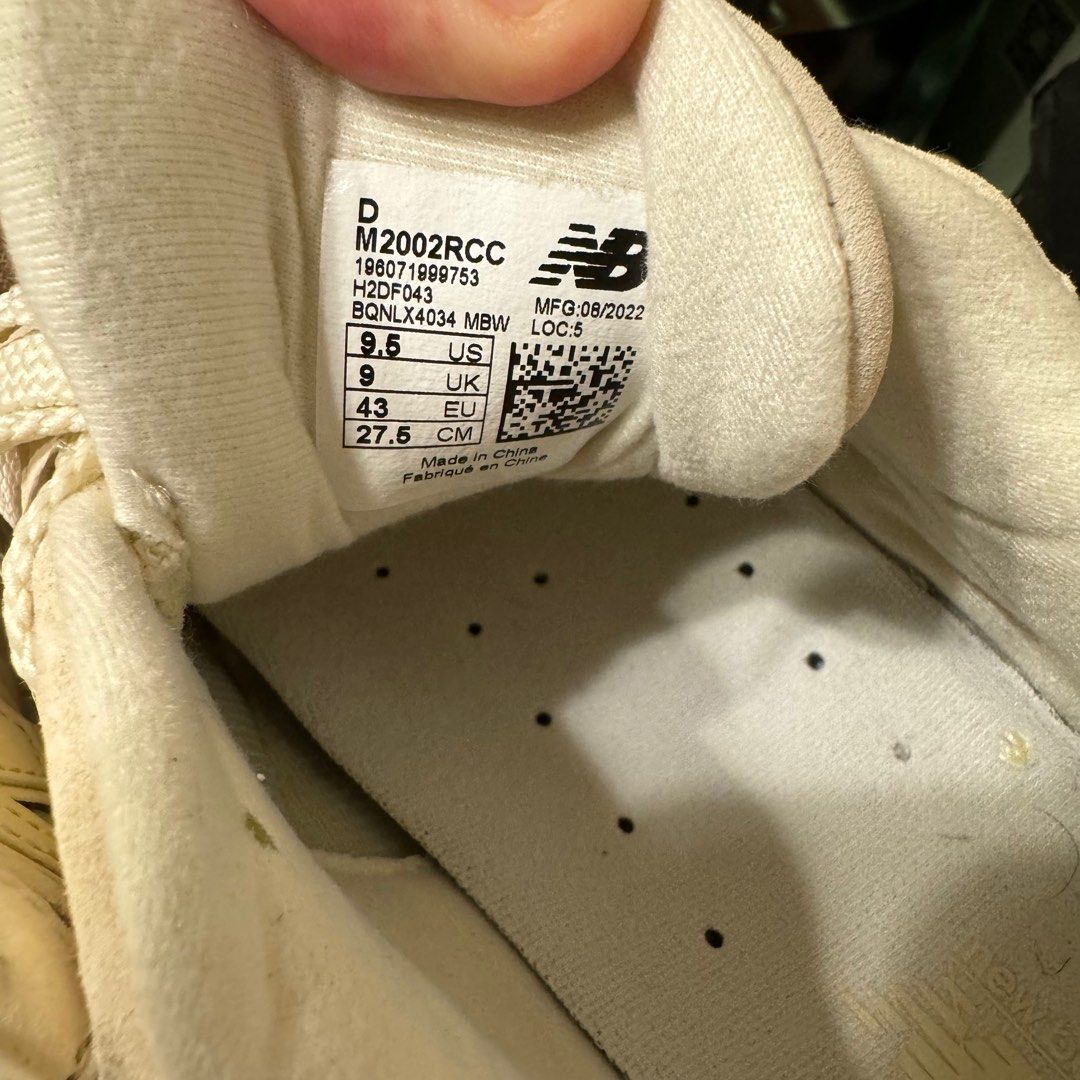 New Balance Men’s 2002RCC, 男裝, 鞋, 波鞋 - Carousell