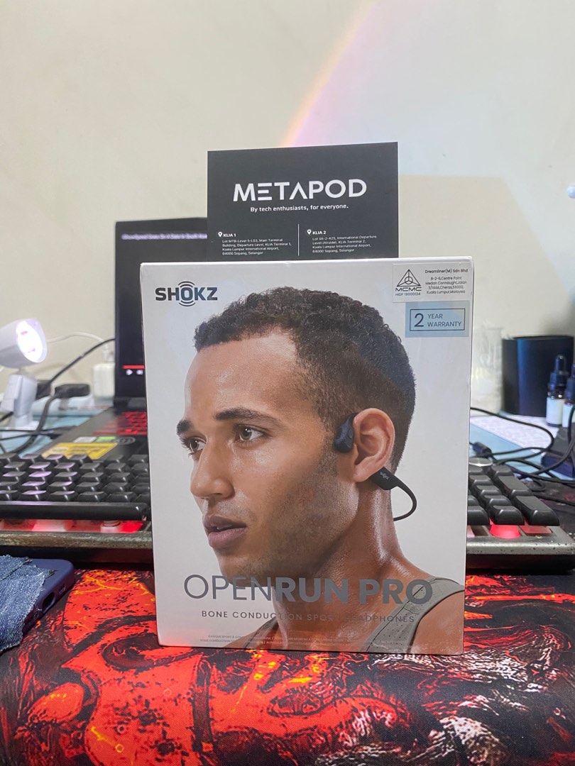 Openrun Pro, Hobbies & Toys, Music & Media, Music Accessories on Carousell