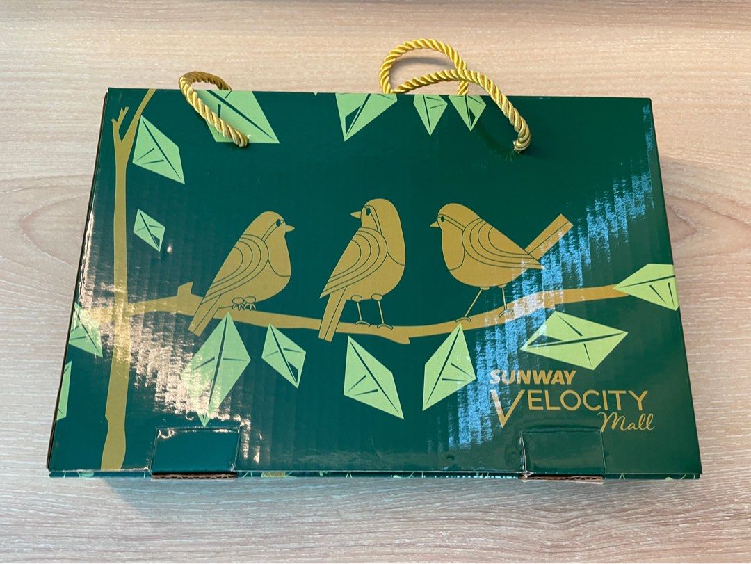 Piring Raya Corak Bunga dan Burung, Furniture & Home Living ...