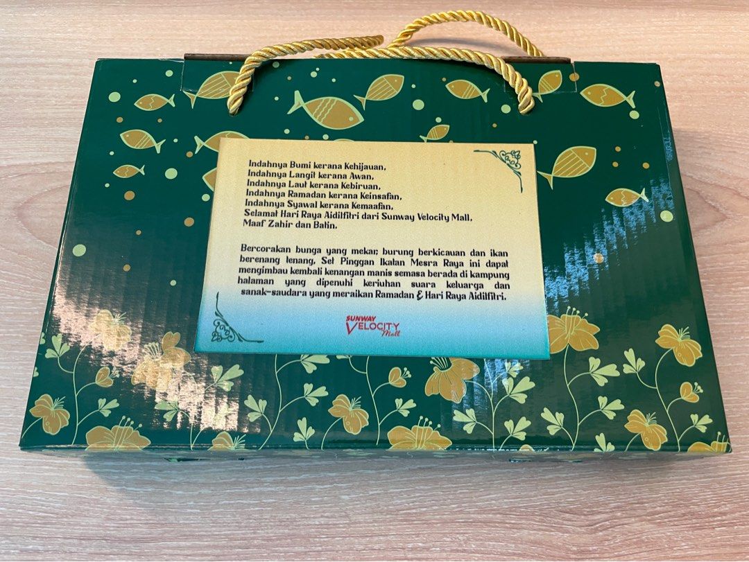 Piring Raya Corak Bunga dan Burung, Furniture & Home Living ...