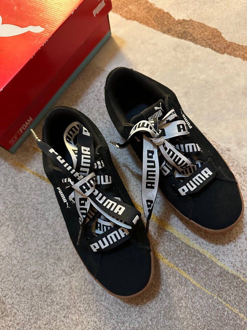 PUMA VICKY, Women's Fashion, Footwear, Sneakers on Carousell