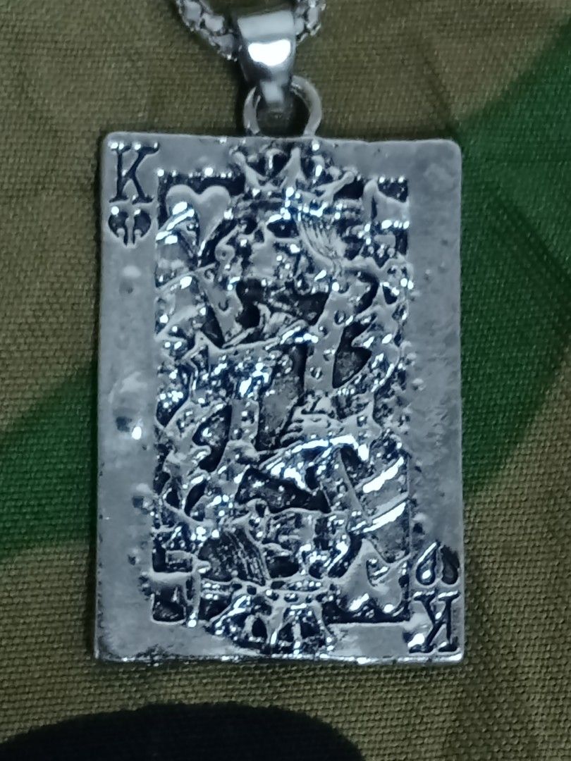 Rantai punk motif King Charles / Lekuk, Men's Fashion, Activewear on ...