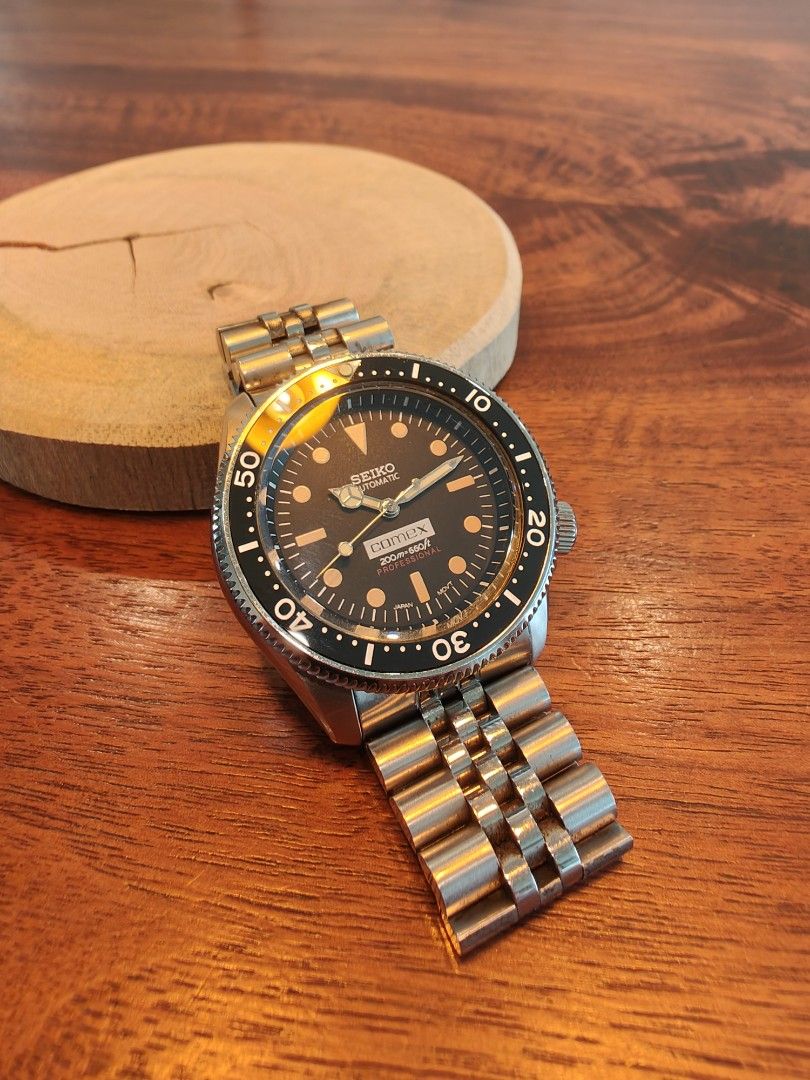 Seiko mod comex dial patina markers skx style, Luxury, Watches on Carousell