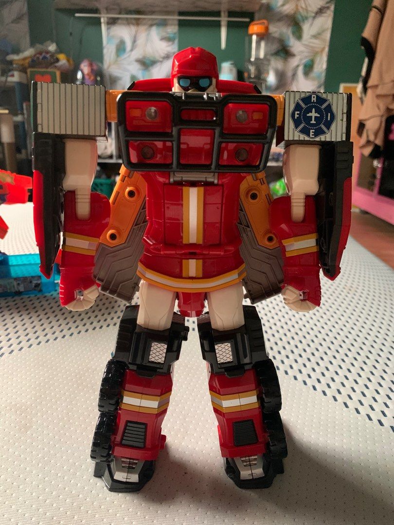 Tobot Valkan Besar, Toys & Collectibles, Mainan di Carousell