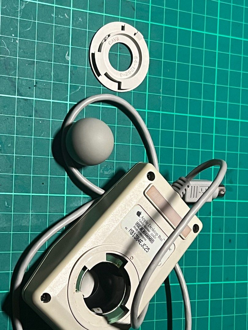 Apple Desktop Bus Macintosh SE ADB Mouse, Computers & Tech, Parts ...