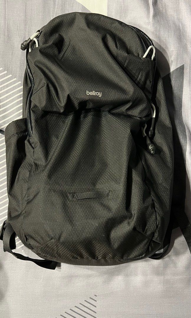 Bellroy Lite Ready Pack Black 黑色背包, 他的時尚, 包包與錢包, 背包在旋轉拍賣