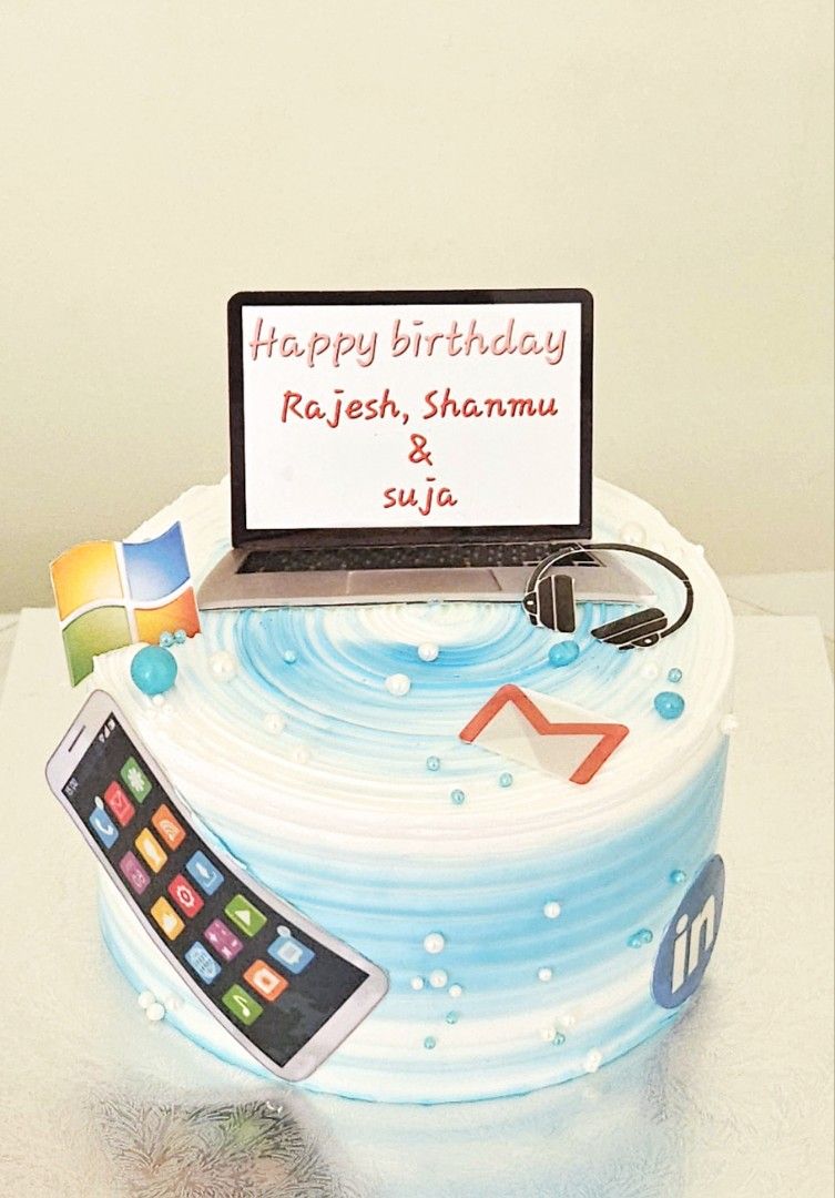 mobile lover theme cake