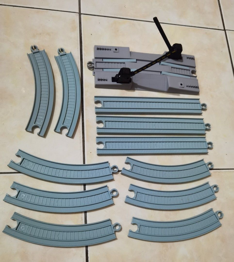 Daiso Plarail Motorised Train Track System set, Hobbies & Toys, Toys ...