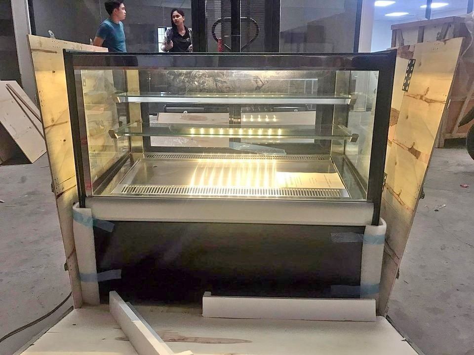 *EP-58 TABLE TOP CAKE DISPLAY CHILLER-BOX TYPE, Commercial & Industrial ...