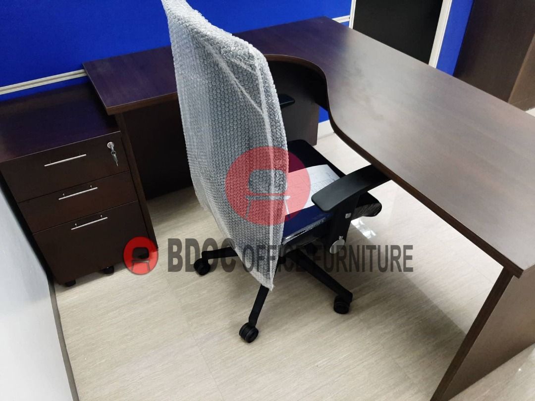 Executive Chair and Table / Folding Table / Free Standing Table / Gang ...