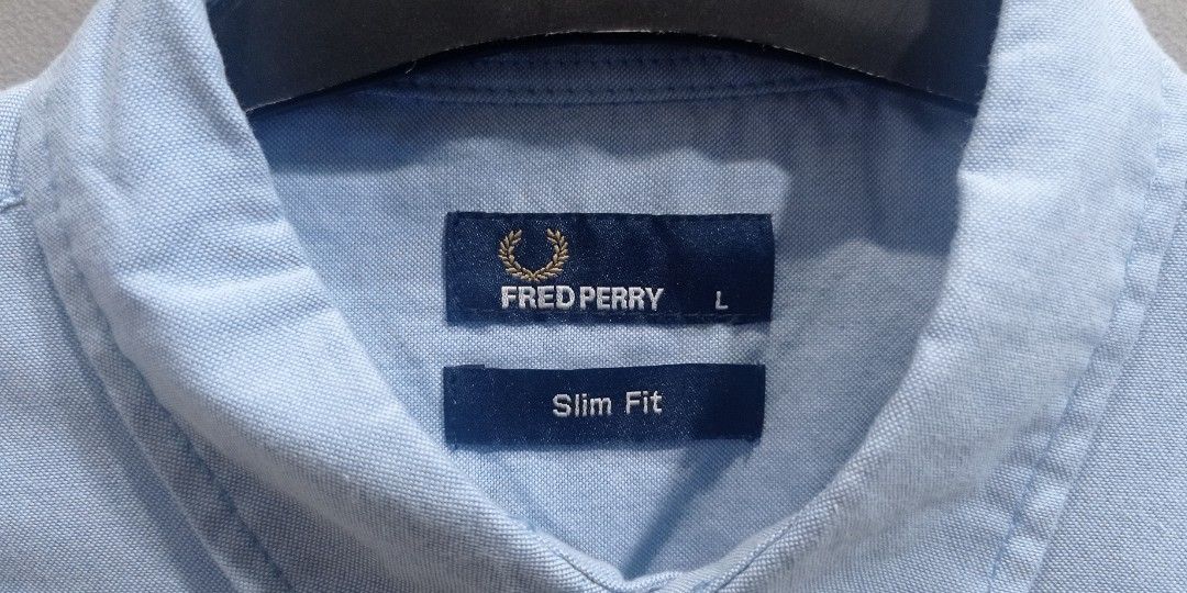 FRED PERRY KEMEJA BLUE SKY, Fesyen Pria, Pakaian , Atasan di Carousell