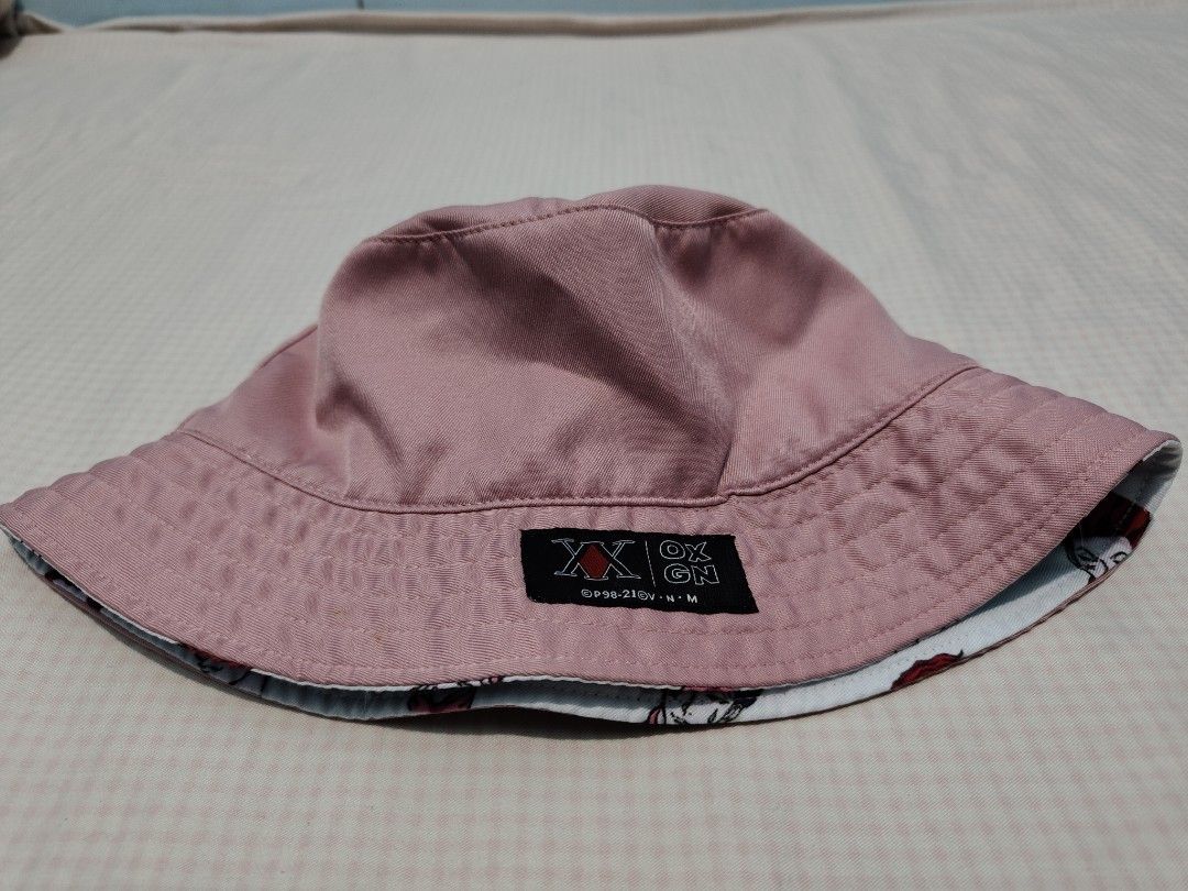 Hunter x Hunter Reversible Bucket Hat, Women's Fashion, Watches ...