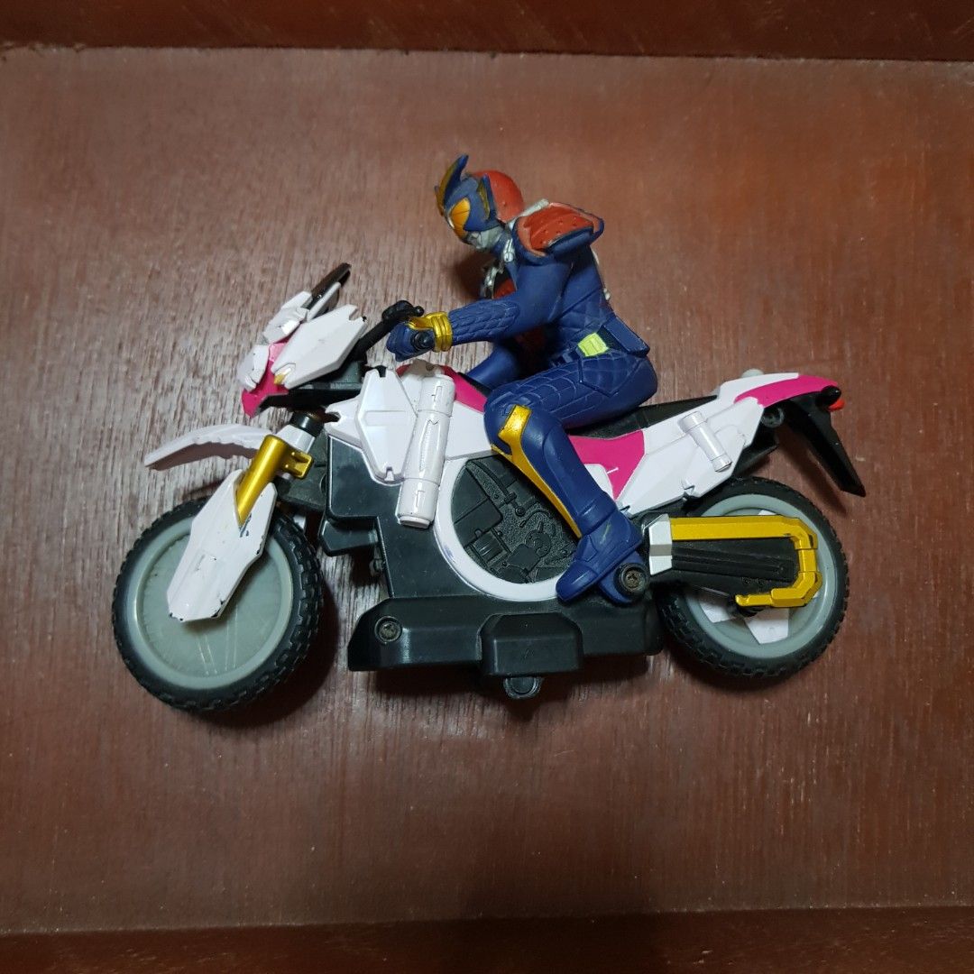 Kamen Rider Bikes RC (For Display Only), Hobbies & Toys, Toys & Games ...