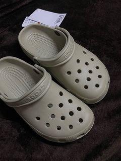 Crush clog original crocs, Women's Fashion, Footwear, Sandals on Carousell