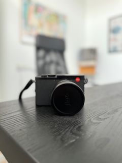 Leica Lens Hood 12589 f1.4/35mm ASPH, Photography, Cameras on Carousell