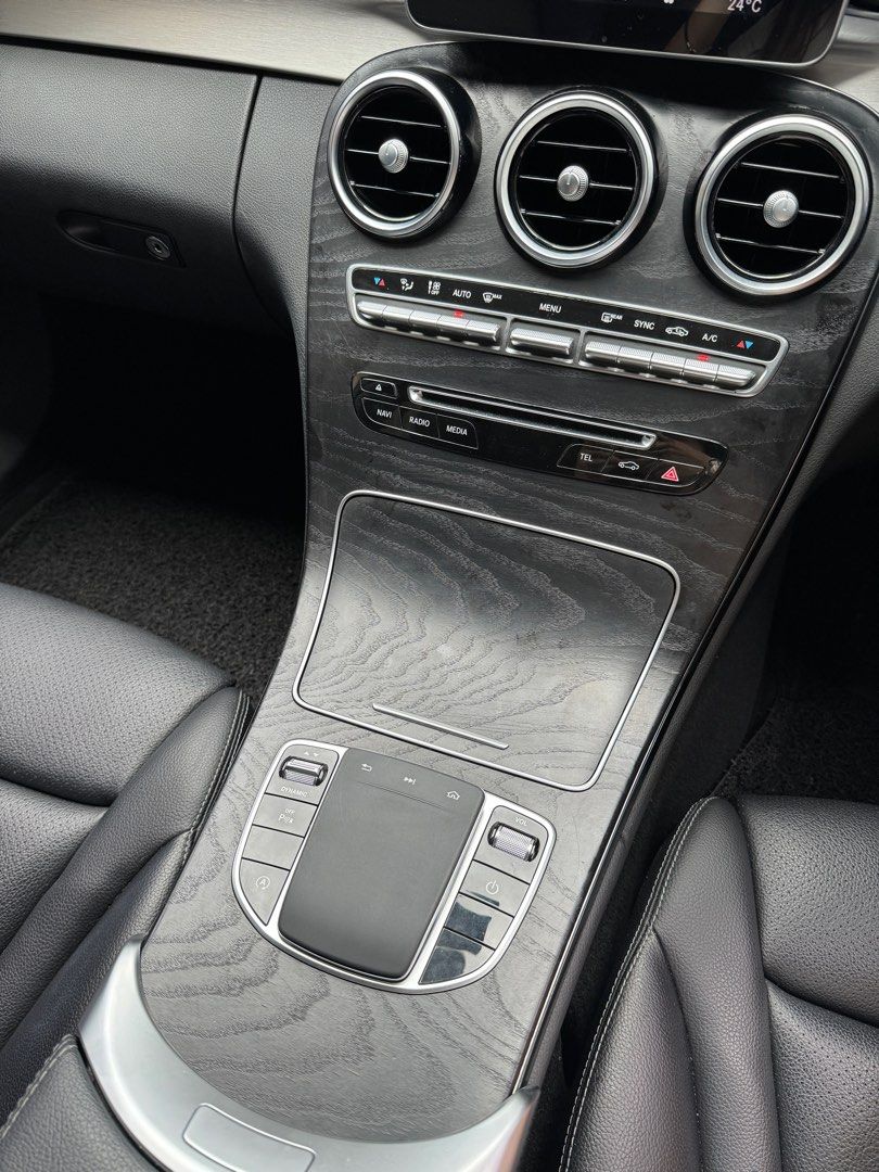 Mercedes Benz Ash Wood Grain Centre console with mouse pad touch pad ...
