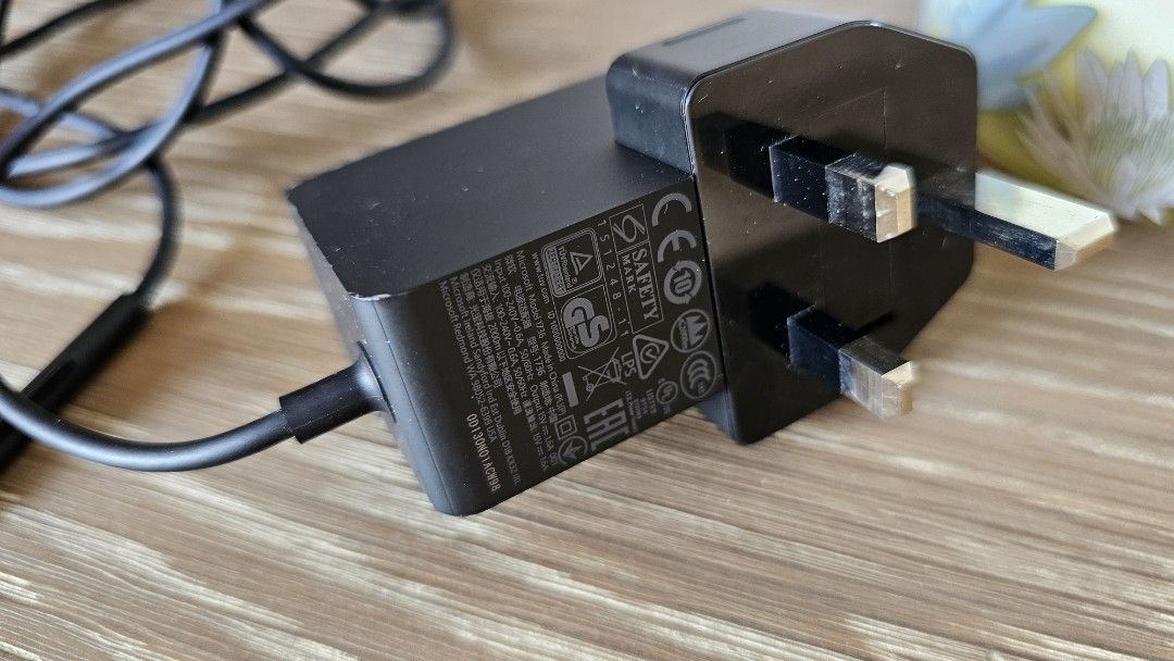 Microsoft Surface adapter model 1736, Computers & Tech, Parts ...