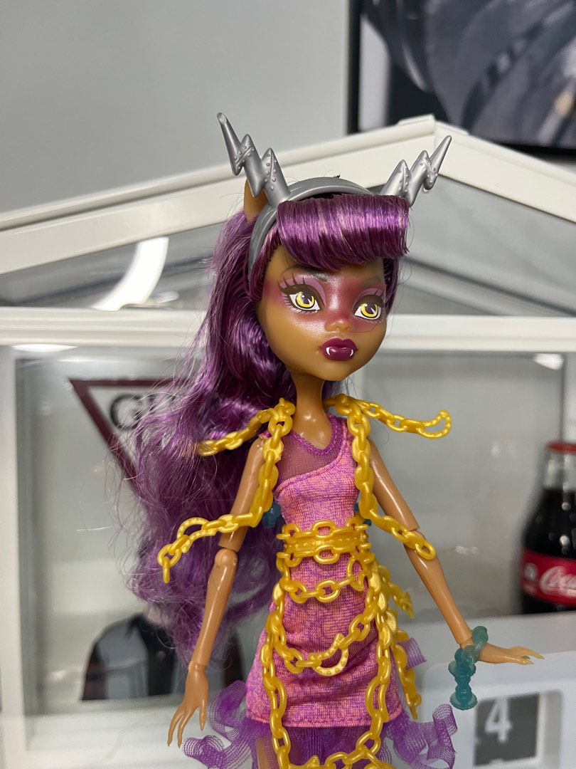 Monster High Haunted Getting Ghostly Clawdeen Wolf, Hobbies & Toys ...