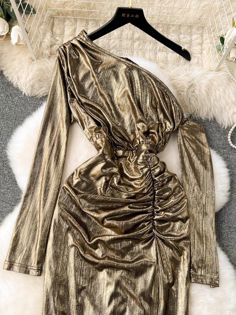Readystock Gold Elegant toga Evening Dress Plus size Sexy Shiny ...