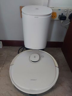 Philips XU6500/82 Vacuum and Mop Robot. XU6500. HomeRun 6000 Series ...