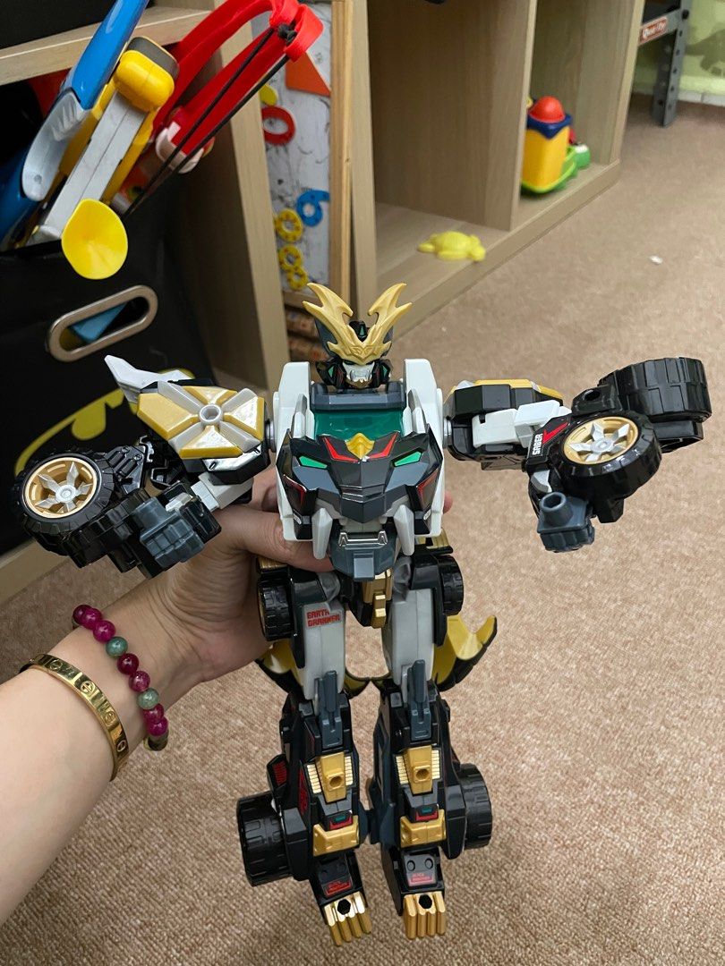 Saber black panther crow, Hobbies & Toys, Toys & Games on Carousell