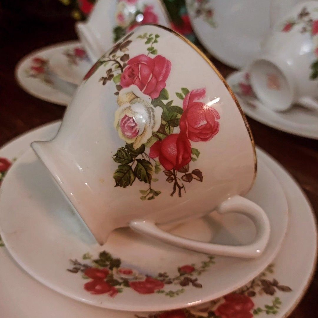 Tea set Vintage Liling jadul, Antik, Pajangan di Carousell