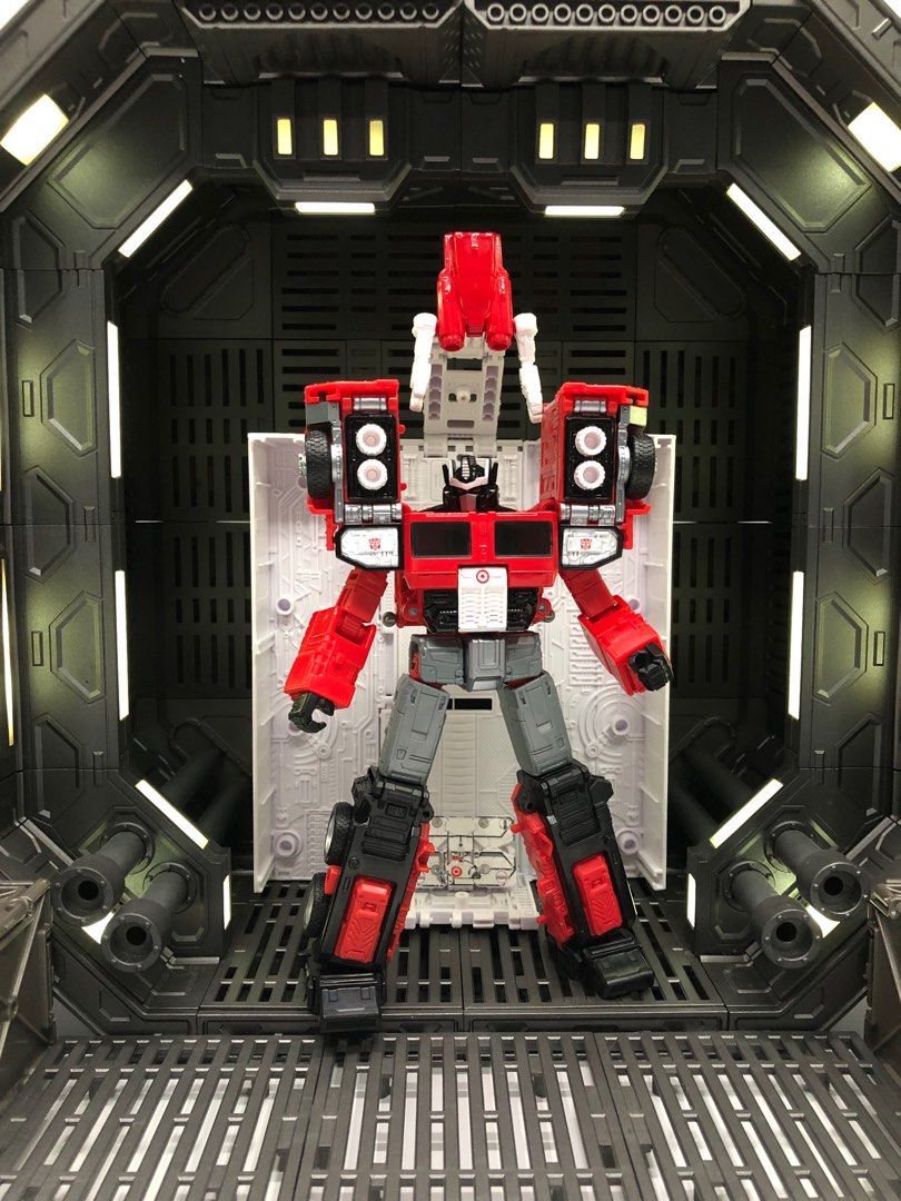 Transformers Target Exclusive Optimus Prime and Bullseye Figure ...