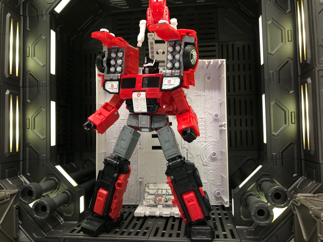 Transformers Target Exclusive Optimus Prime and Bullseye Figure ...